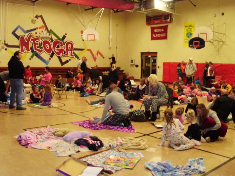 Neoga CUSD 3 - NES Read Night